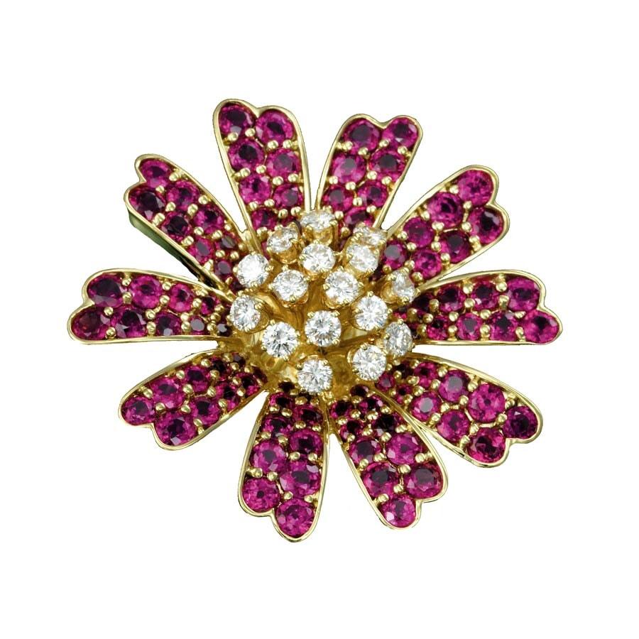 18k Yellow Gold Ruby & Diamond Daisy Pin