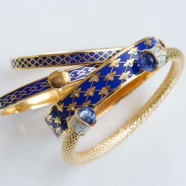 Halcyon Days Bee Sparkle Hinged Bangles