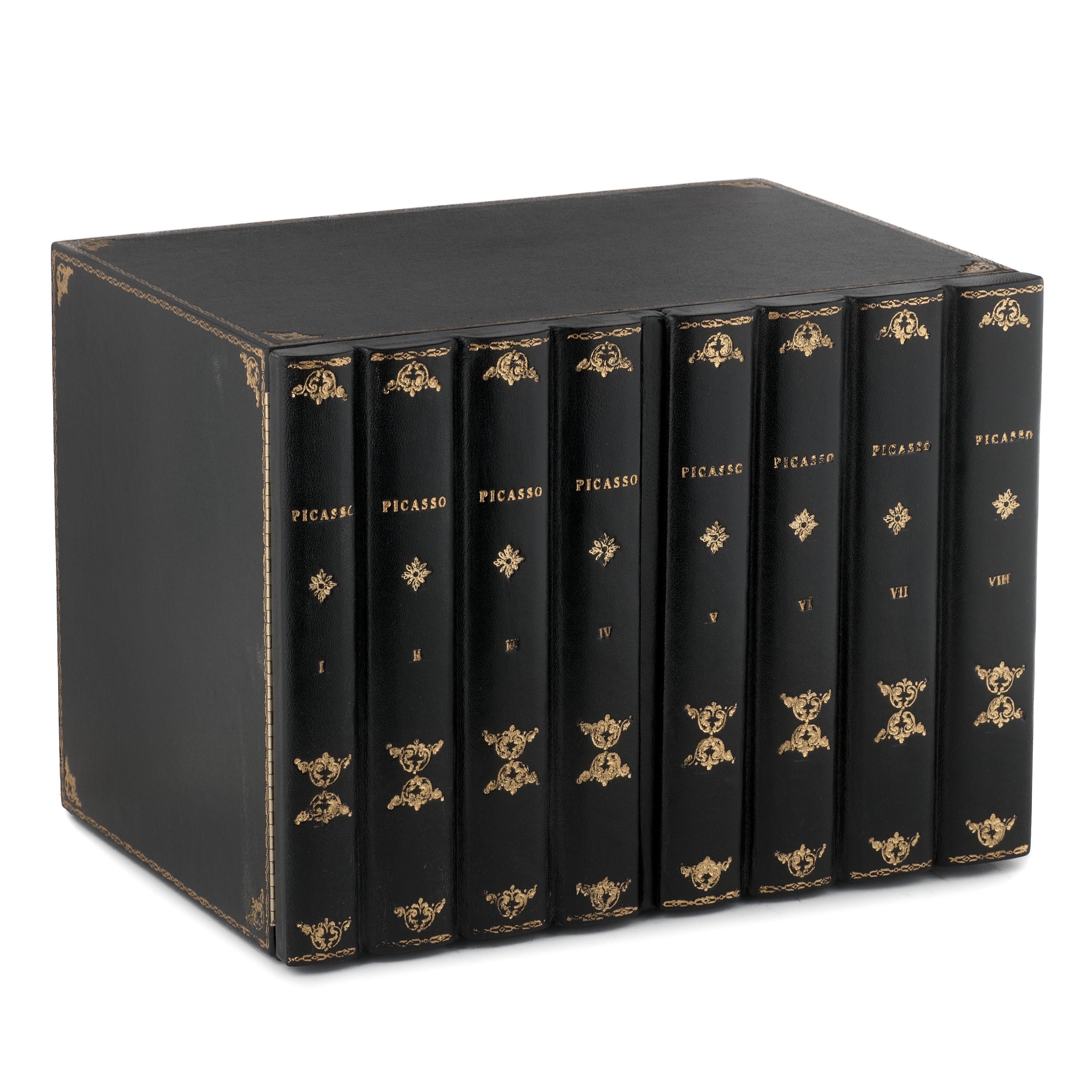 Scully & Scully | Established 1934